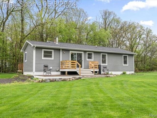 Home For Sale In Aurelius Township, Michigan