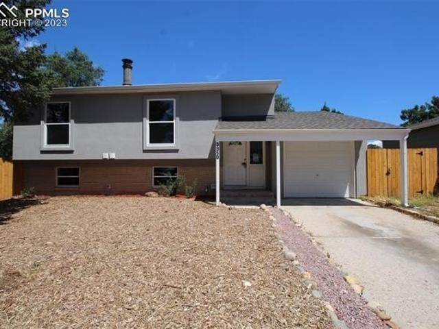 Home For Sale In Colorado Springs, Colorado