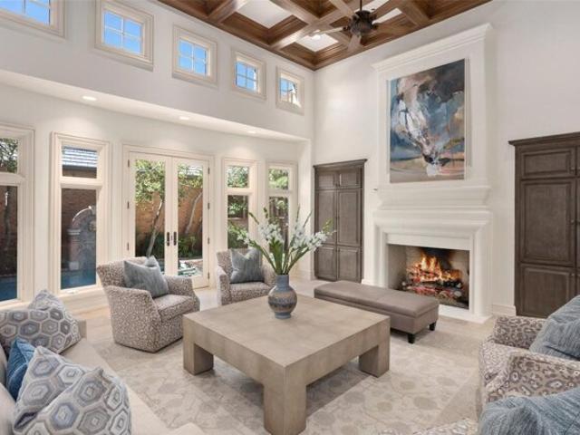 Home For Sale In Fort Worth, Texas