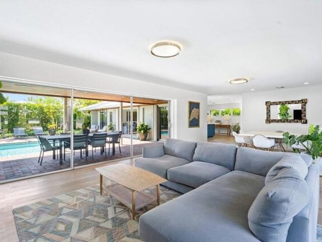 Home For Sale In Riviera Beach, Florida