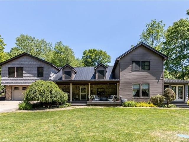 Home For Sale In Waynesburg, Pennsylvania