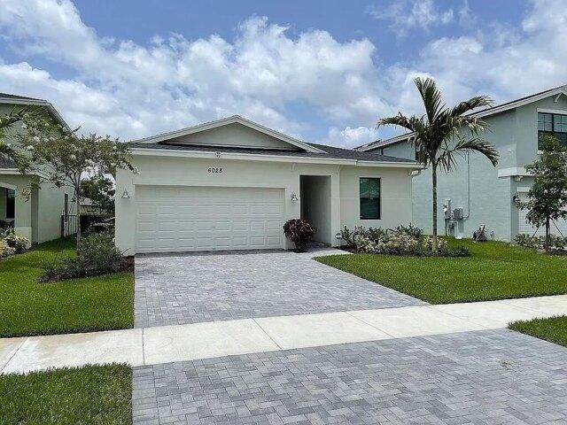 Home For Sale In West Palm Beach, Florida
