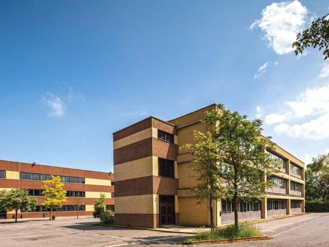 Home Park Mill Link, Kings Langley WD4, 1 bed flat to rent, £1,300 pcm | PrimeLocation