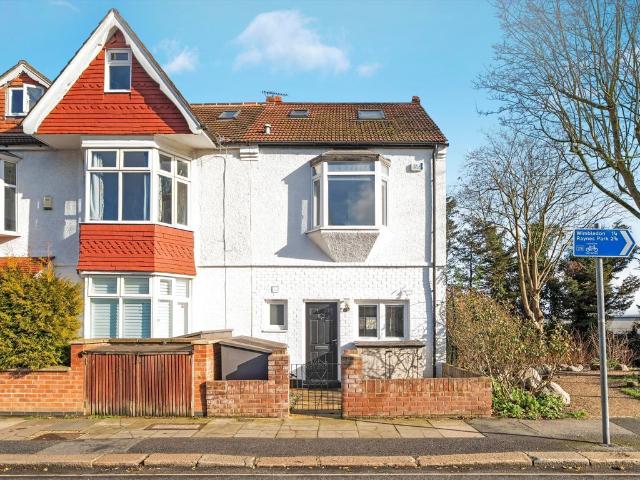 Home Park Road, Wimbledon SW19, 4 bed flat to rent, £3,900 pcm | PrimeLocation