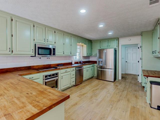 home Plus Property Upgraded Stone Mountain Home