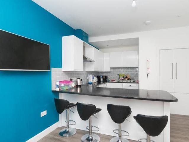 Home Street, Edinburgh EH3, 4 bed flat to rent, £2,900 pcm | PrimeLocation
