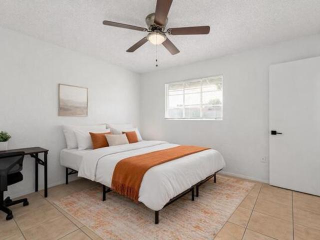 Home Sweet Across the street from GCU Near bus stop Shopping and more