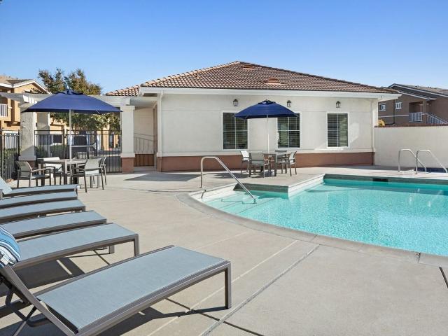 Homecoming at Creekside 3 Bedroom Apartment for Rent at 4800 Kokomo Dr, Sacramento, CA 95835 Creekside