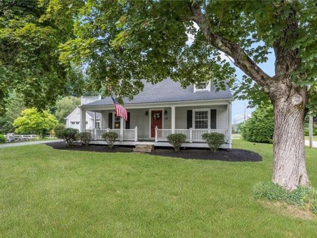 Homecrest Ave, North Smithfield, Home For Sale