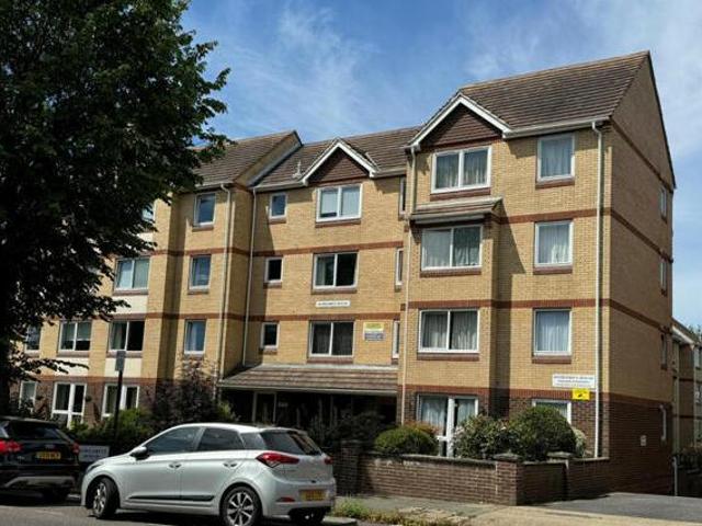 Homedrive House, The Drive, 2 Bedroom Apartment