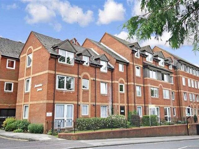 Homelake House, Poole BH14, 1 bed flat to rent, £1,075 pcm | PrimeLocation