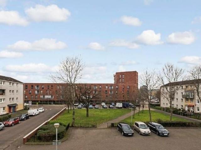 Homely 1 bed flat G5 Oatlands free parking