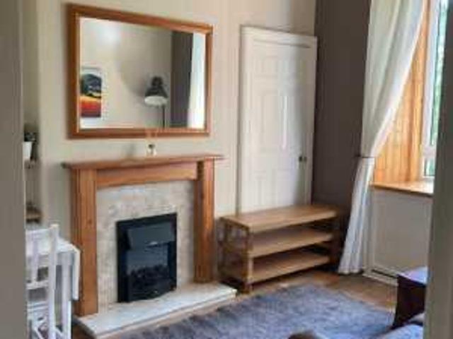 HOMELY,ONE BED FULLY FURNISHED FLAT IN GORGIE