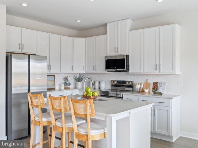 Homesite 140 Caterpillar Drive