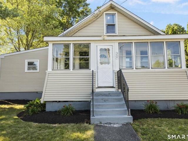 Homeside Ave, West Haven, Home For Sale
