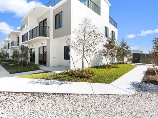 Homestead, FL 33032