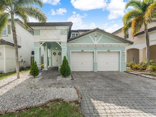216 NE 36th Ter, Homestead, FL 33033