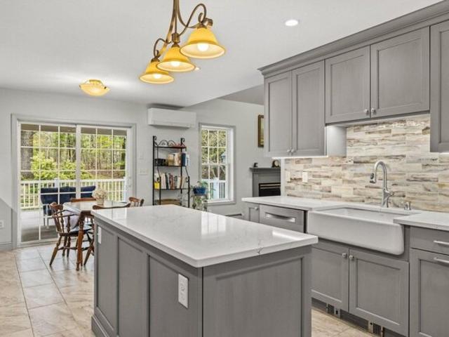 Homestead Ln, Brentwood, Home For Sale
