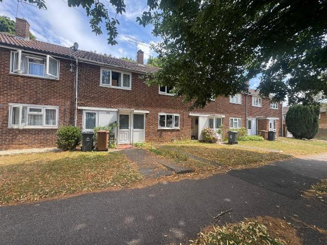 Homestead Moat, Stevenage SG1, 4 bed shared accommodation to rent, £2,600 pcm | PrimeLocation