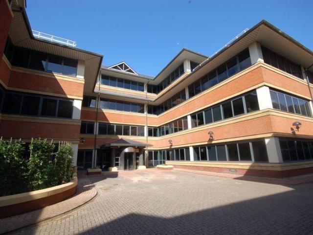 Homestead Road, Rickmansworth. 1 bed apartment to rent £1,600 pcm £369 pw