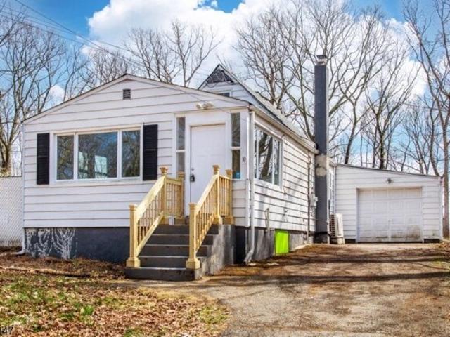 Homestead Rd, Jefferson Township, Home For Sale