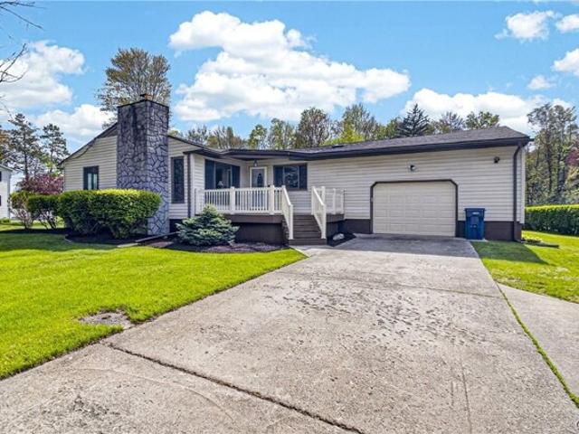 Homestead Rd W, Clinton, Home For Sale