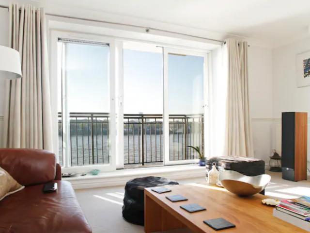 Homer Drive, London E14, 2 bed flat to rent, £2,700 pcm | PrimeLocation