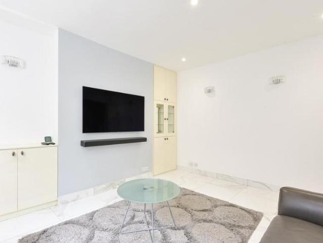 Homer Street, London W1H 1 bed apartment to rent £2,470 pcm £570 pw
