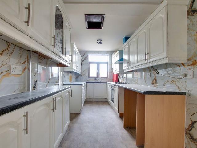 Homeway Road, Leicester LE5, 3 bed semi detached house to rent, £1,500 pcm | PrimeLocation