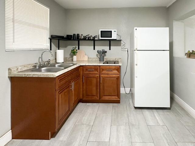 Homey & cozy USF AREA STUDIO APARTMENT. CLOSE TO