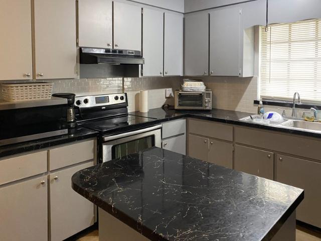 Homey & newlyrenovated Jacksonville House with Liv