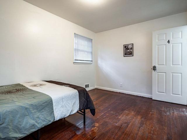 Homey & Spacious House in Quiet College Park NeighborhoodCleaning services includedFree WI FIMove In Fee Waived‼PROFESSIONAL SUPERHOST