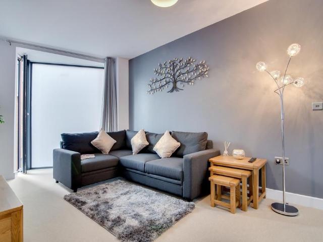 Honduras Wharf, City Centre B19, 1 bed flat to rent, £875 pcm | PrimeLocation