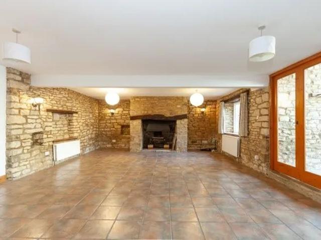 Hone Court, Pooles Lane, Charlbury
