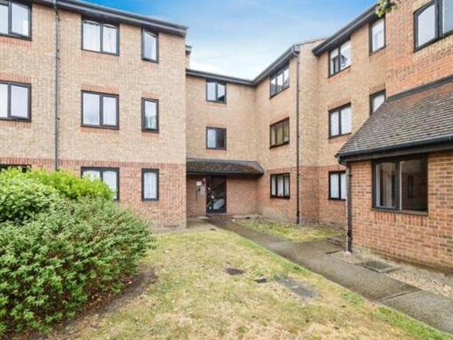 Honey Close, Dagenham, 1 Bedroom Flat