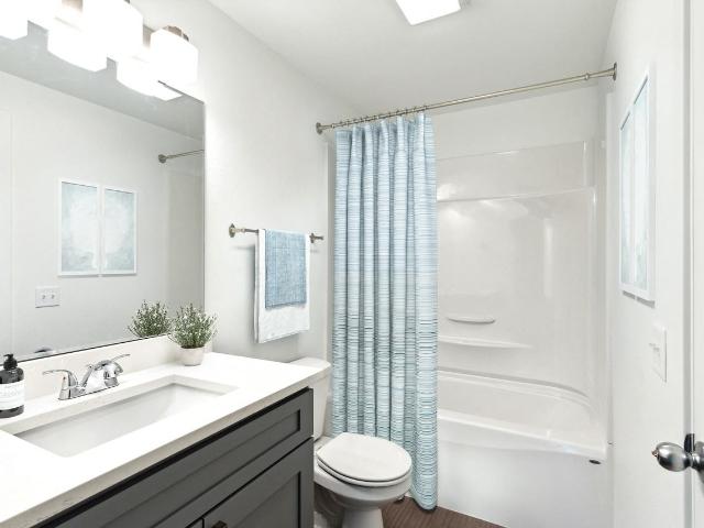 Honey Creek 1 Bedroom Apartment for Rent at 1332 Duvall Ave Ne, Renton, WA 98059