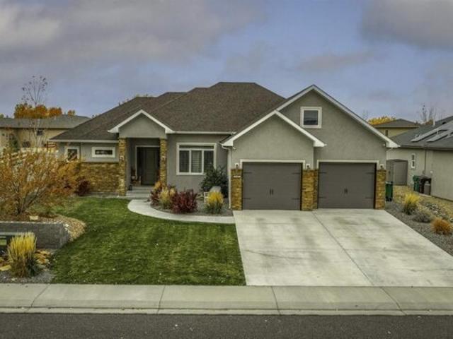 Honey Locust Dr, Montrose, Home For Sale