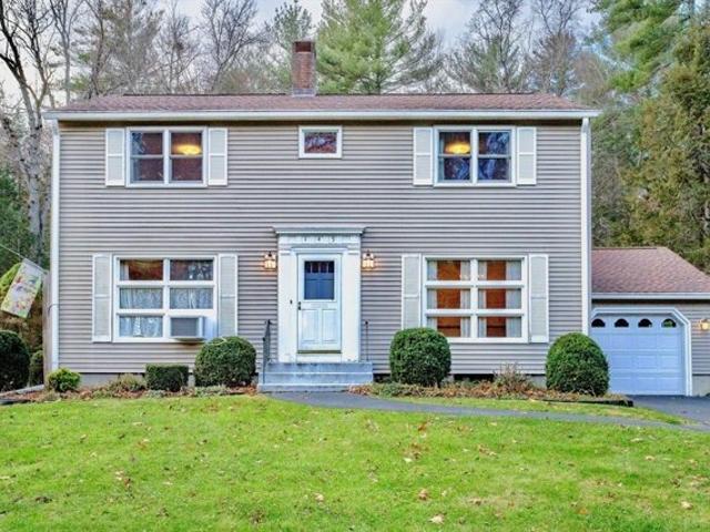 Honey Pot Rd, Westfield, Home For Sale