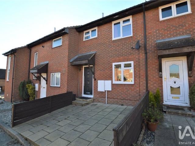 Honeybourne, Bishop's Stortford CM23, 3 bed terraced house to rent, £1,675 pcm | PrimeLocation