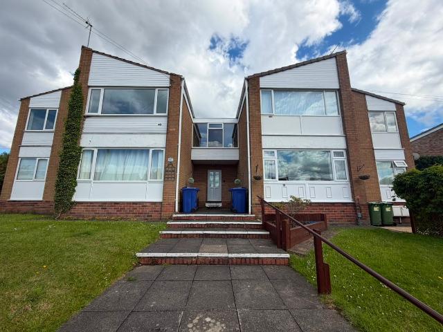 Honeybourne Road, Halesowen B63, 2 bed flat to rent, £925 pcm | PrimeLocation