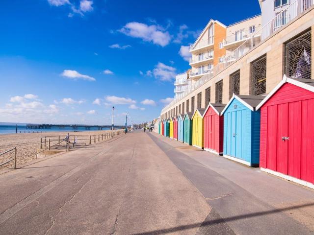 Honeycombe Beach, Boscombe Spa Village BH5, 2 bed flat to rent, £1,350 pcm | PrimeLocation