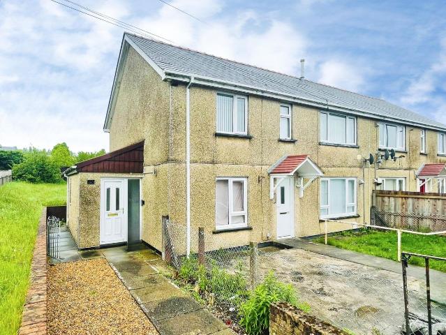Honeyfield Road, Ebbw Vale NP23, 2 bed flat to rent, £600 pcm | PrimeLocation