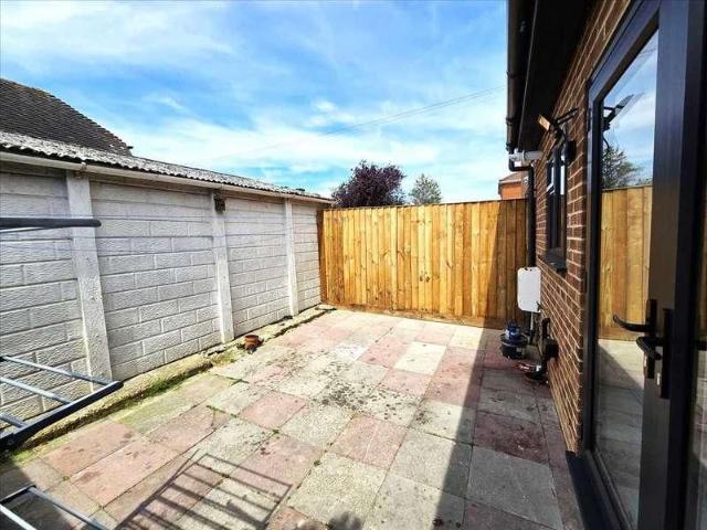 Honeypot Lane, Stanmore, HA7