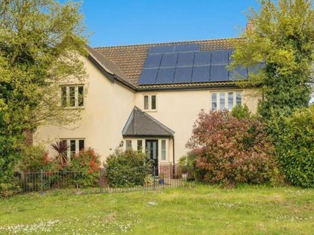 Honeysuckle Way, Attleborough, 4 Bedroom Detached