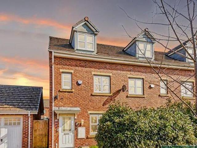 Honeysuckle Avenue, Warrington, 3 Bedroom Terraced