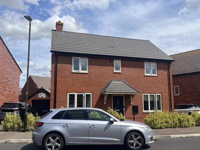 Honeysuckle Crescent, Walton Cardiff, 4 Bedroom Detached