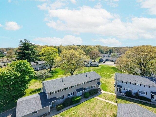 Honeysuckle Dr Unit,chicopee, Condo For Sale