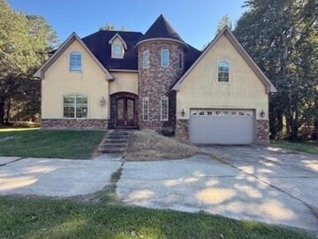 Honeysuckle Dr, Mansfield, Home For Sale