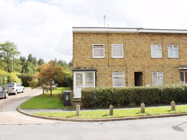 Honeysuckle Gardens, Hatfield AL10, 4 bed terraced house to rent, £1,800 pcm | PrimeLocation