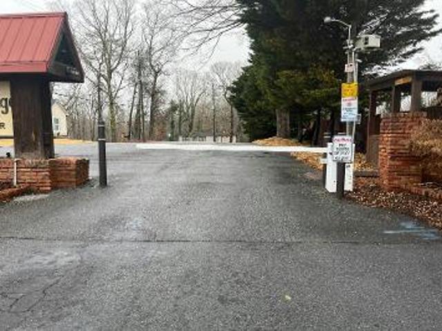 Honeysuckle Ln